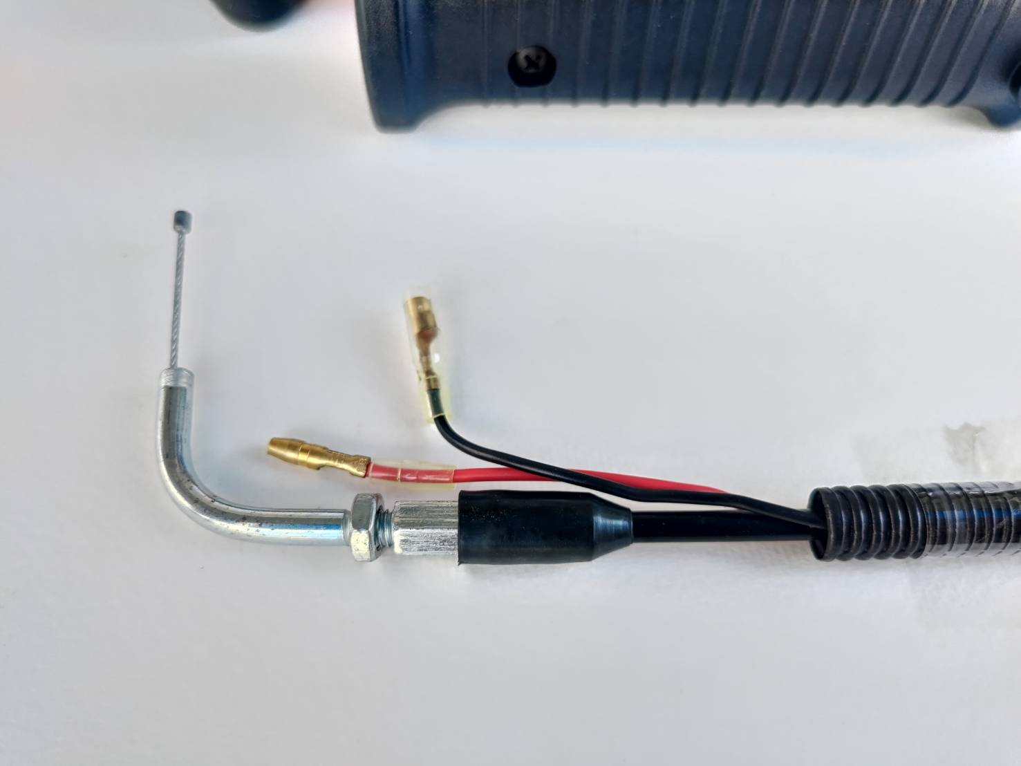 ชุดด้ามจับซ้าย - ขวา พร้อมสายคันเร่ง สำหรับเครื่องตัดหญ้า 2 จังหวะ ...