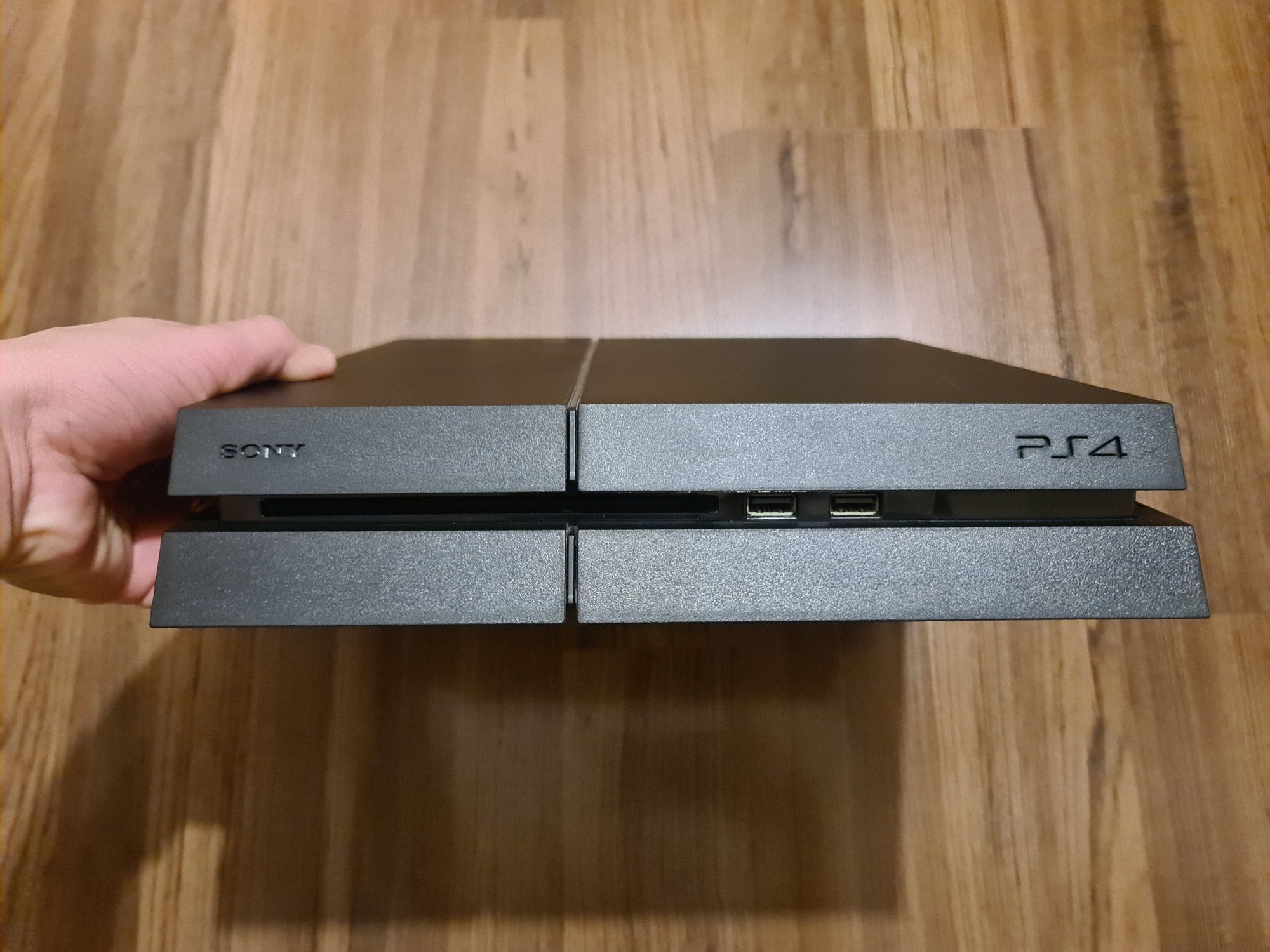 เครื่อง PlayStation 4 (PS4) 1206B 1TB งานกล่องอุปกรณ์ครบพร้อมเล่น ...