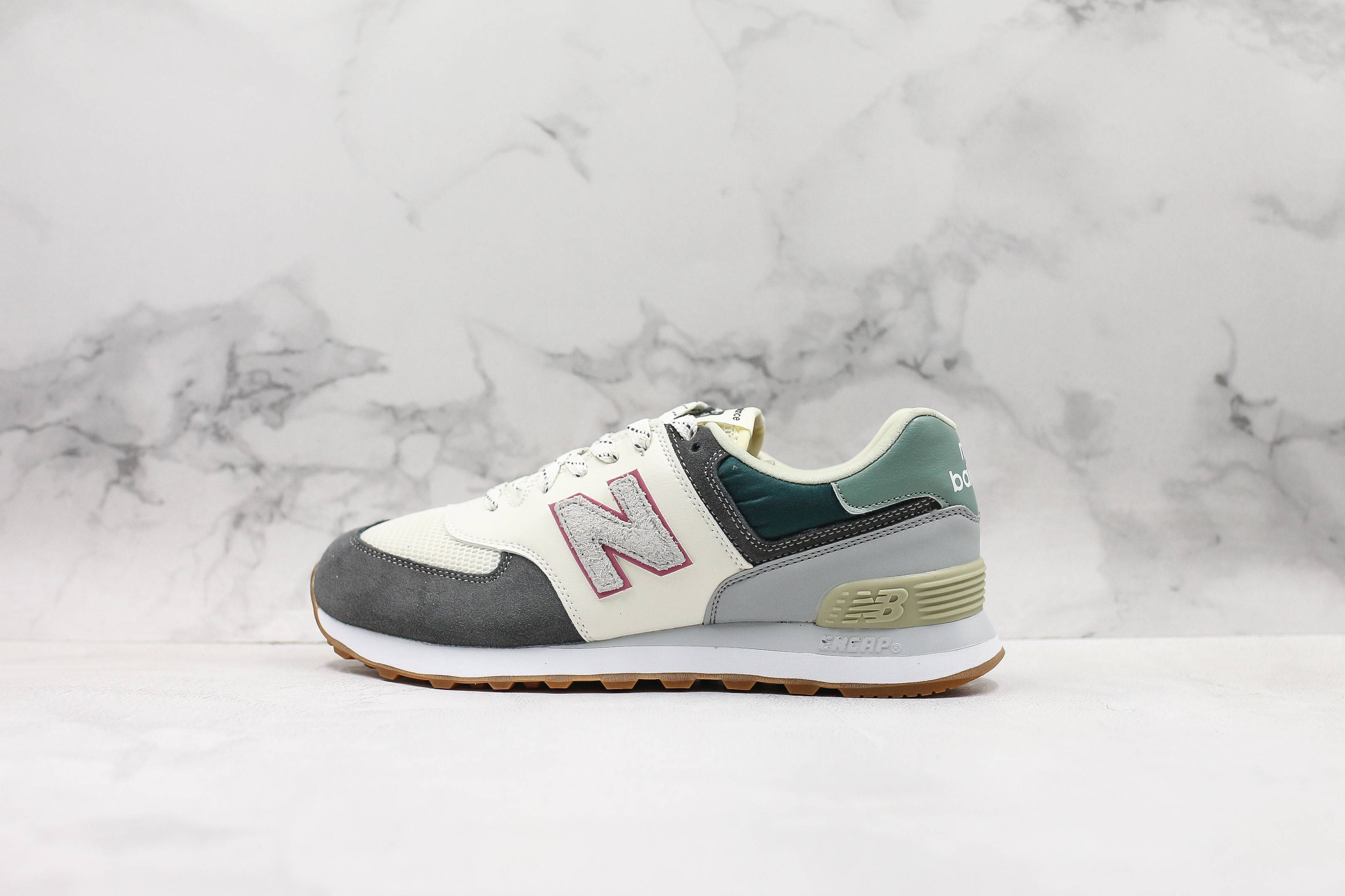 Sports shoes_New Balance_NB_running shoes DTLR x992 men and women retro ...