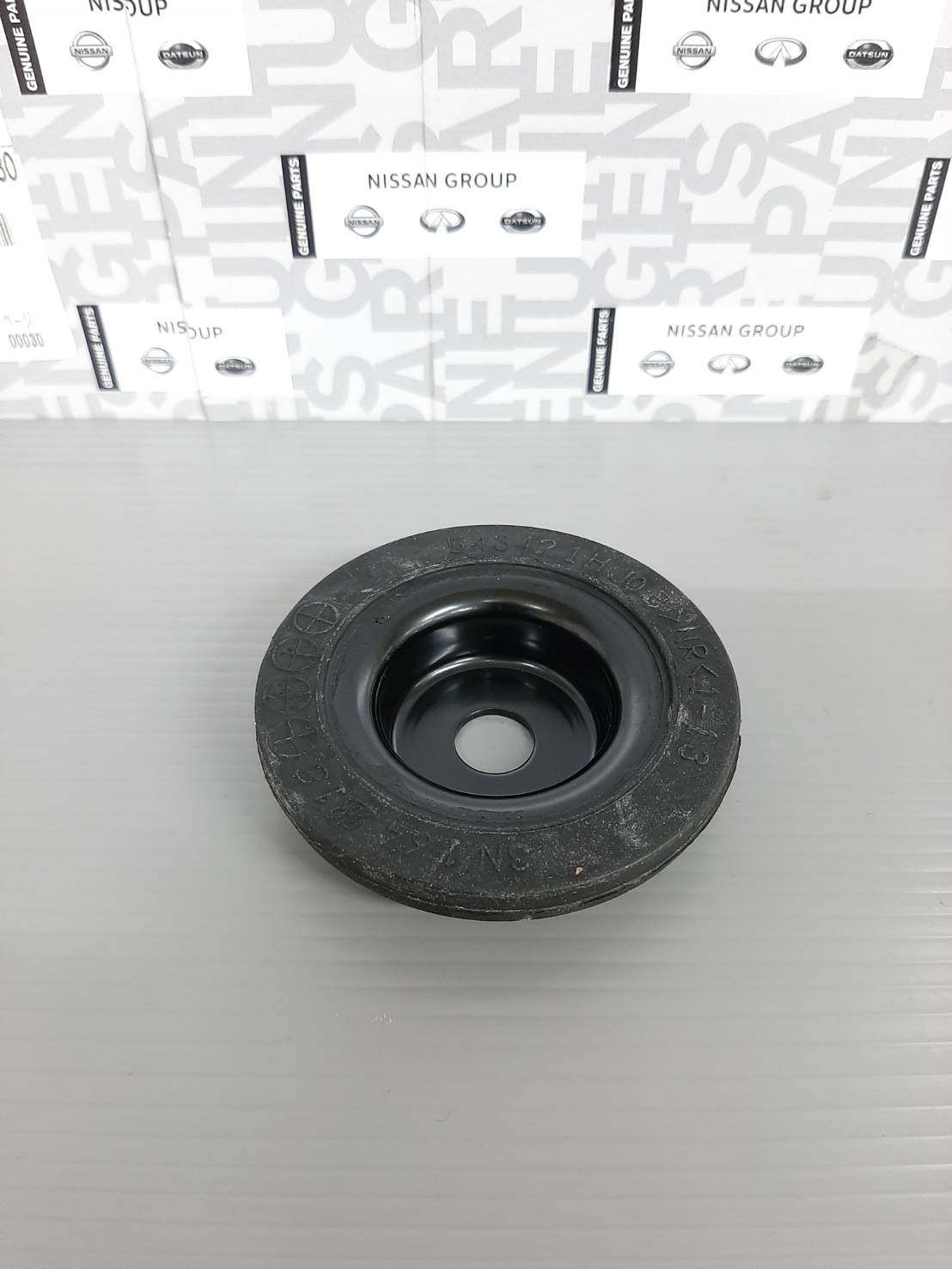 แป้นยึดโช็คอัพหน้า (ราคาต่อนชิ้น) Nissan March , Almera 54342-1HJ0B ...