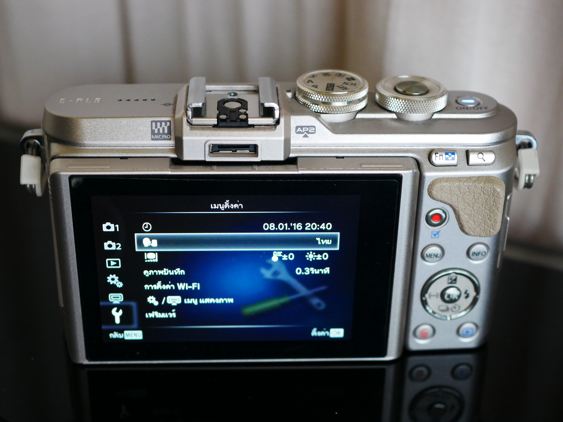 Olympus Pen E-PL8 Wi-Fi Mirrorless Digital Camera White Body ตัวกล้อง ...