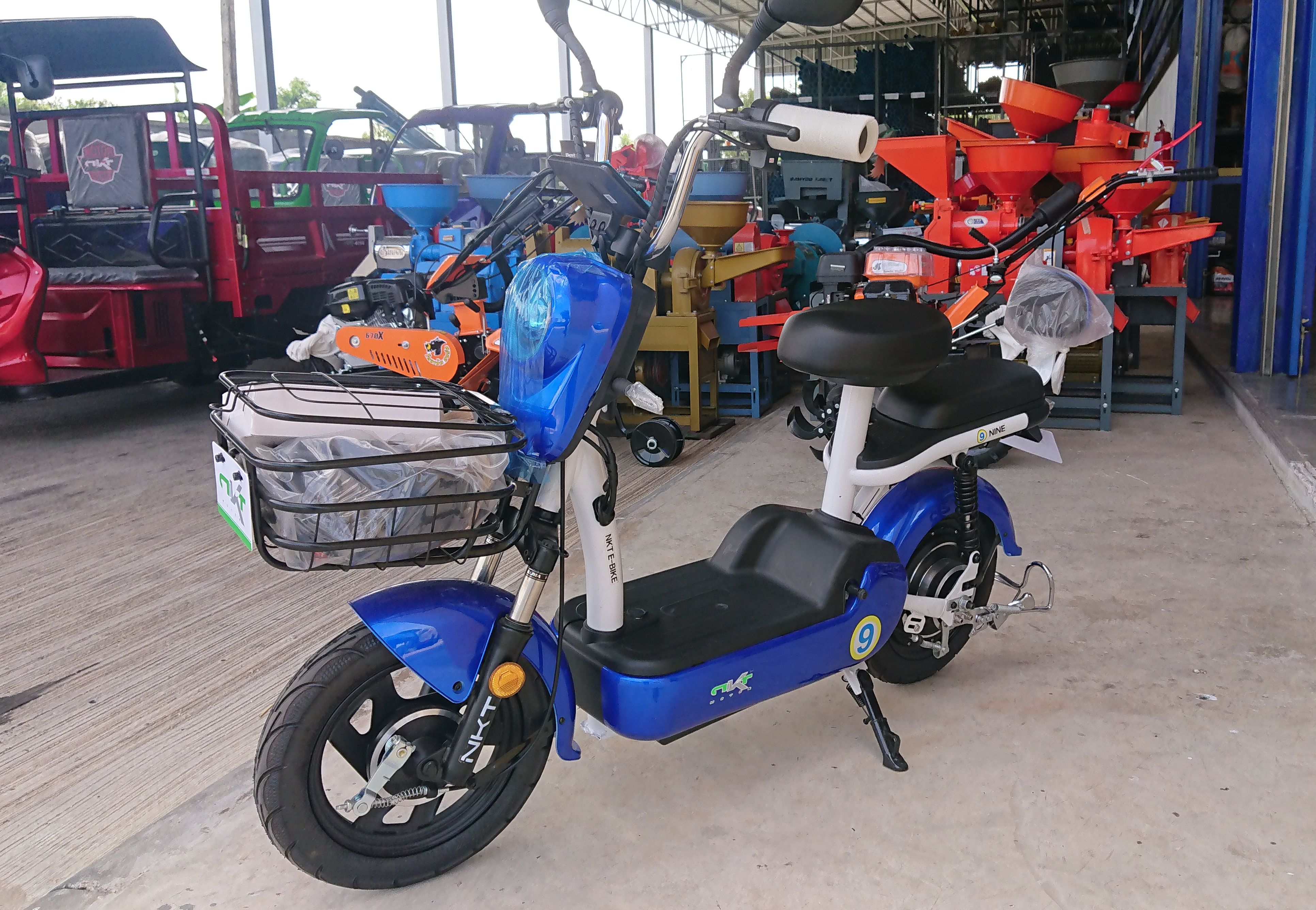 จักรยานไฟฟ้า NKT NINK N9 วัสดุประกอบอย่างดี เหล็กแข็งแรง วิ่งได้ 30-35 กม/ซม ชาร์จ 4-5 ซมวิ่งได้ ...