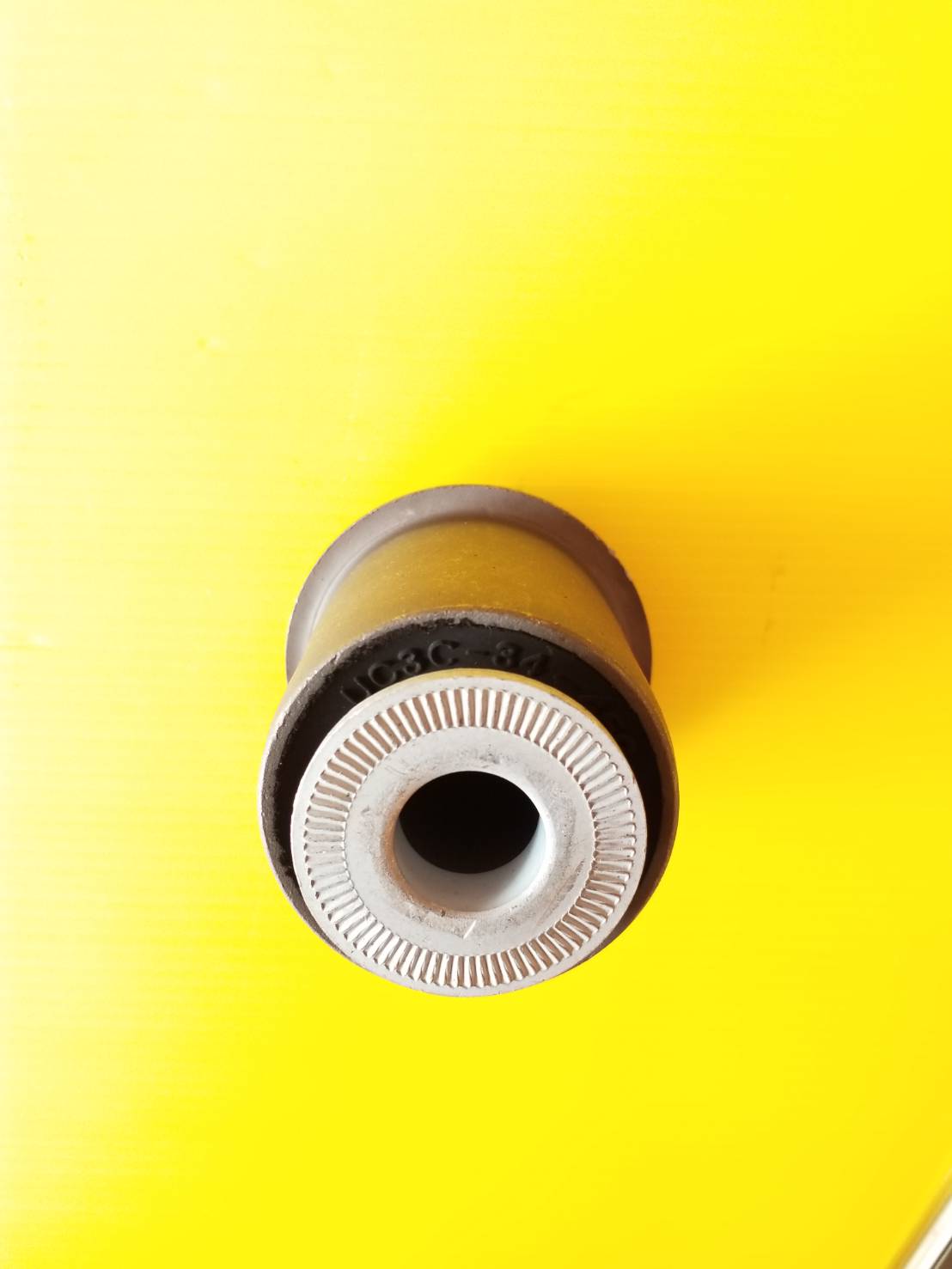 บู๊ชปีกนกล่าง MAZDA BT50 โปร กลม T6 LH UC3C-34-450A(AB31-3A493-BB ...