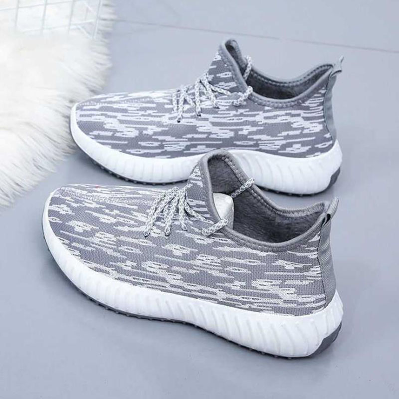 LISA store พร้อมส่งในไทย รองเท้าผู้หญิง New Fashion แฟชั่น รองเท้าผ้าใบ ...