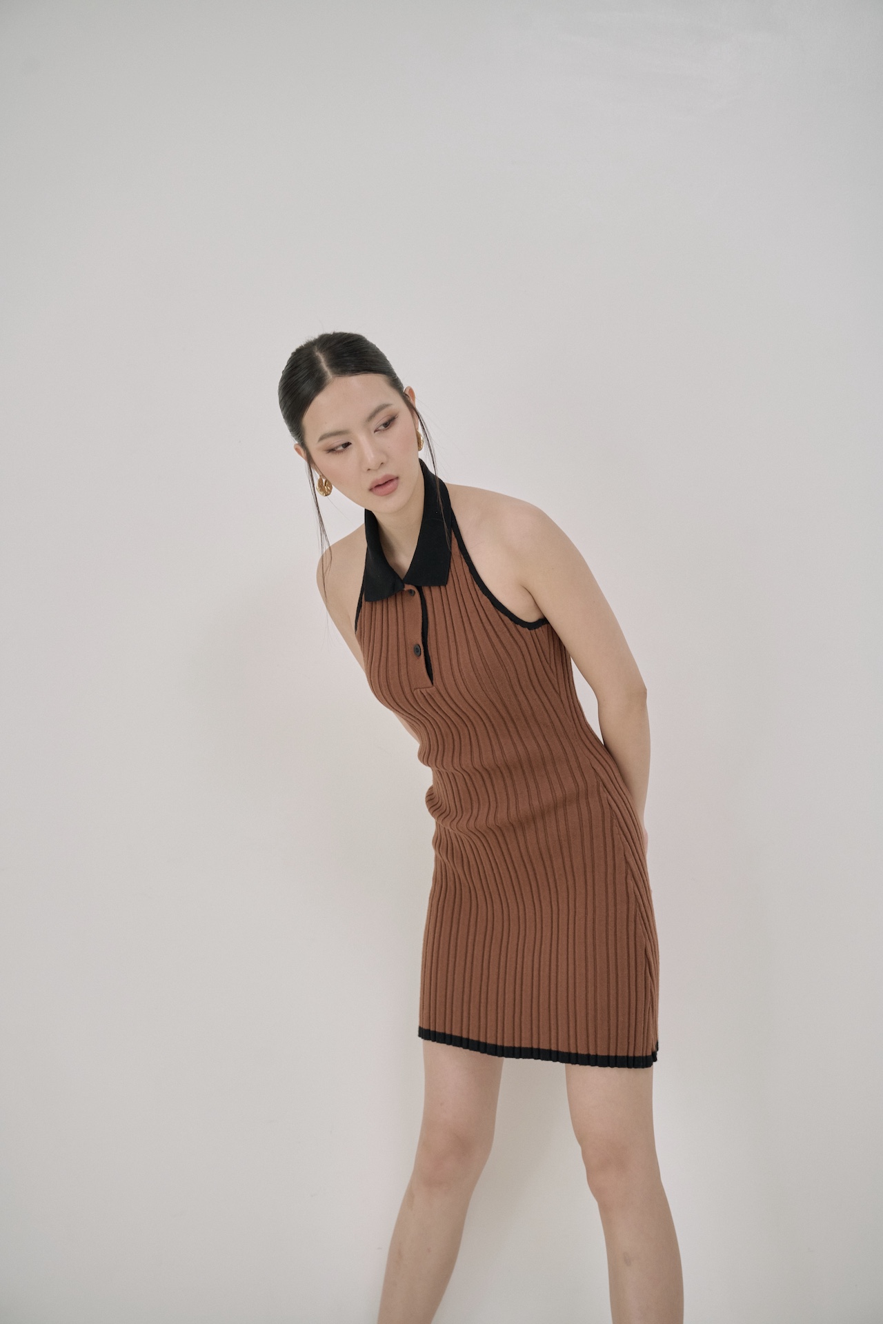 UMBER Collared Knit Mini Dress สีครีม เดรสมินิ ผ้า Knit (มีให้เลือก 3 ...