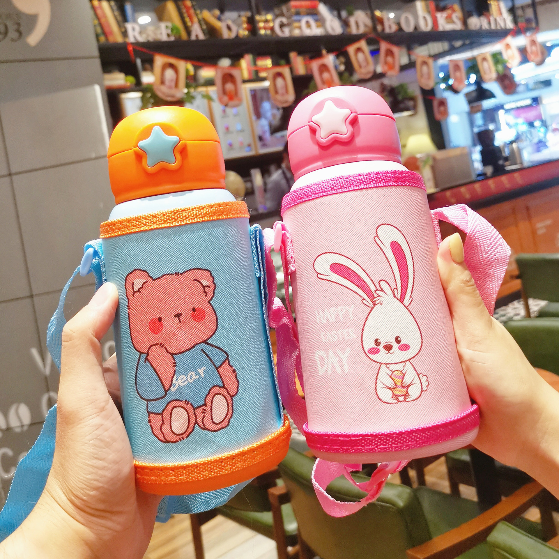 กระติกน้ำสแตนเลสเก็บความร้อน-เย็นแบบยกดื่ม ขวดสุญญากาศ ขนาด 400 ml - SunnyLife - ThaiPick