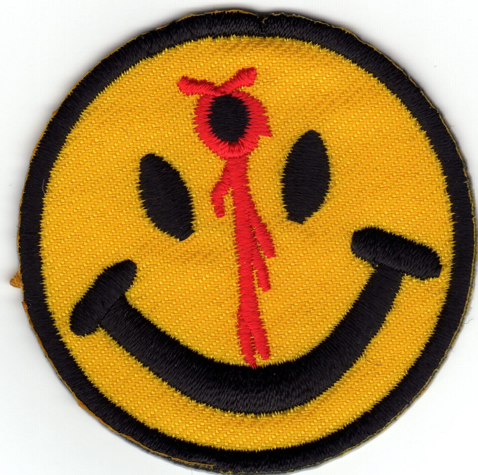 iron on patch Embroidery Smiley with bullet hole 5.5 cm ยิ้มกับรูกระสุน ...