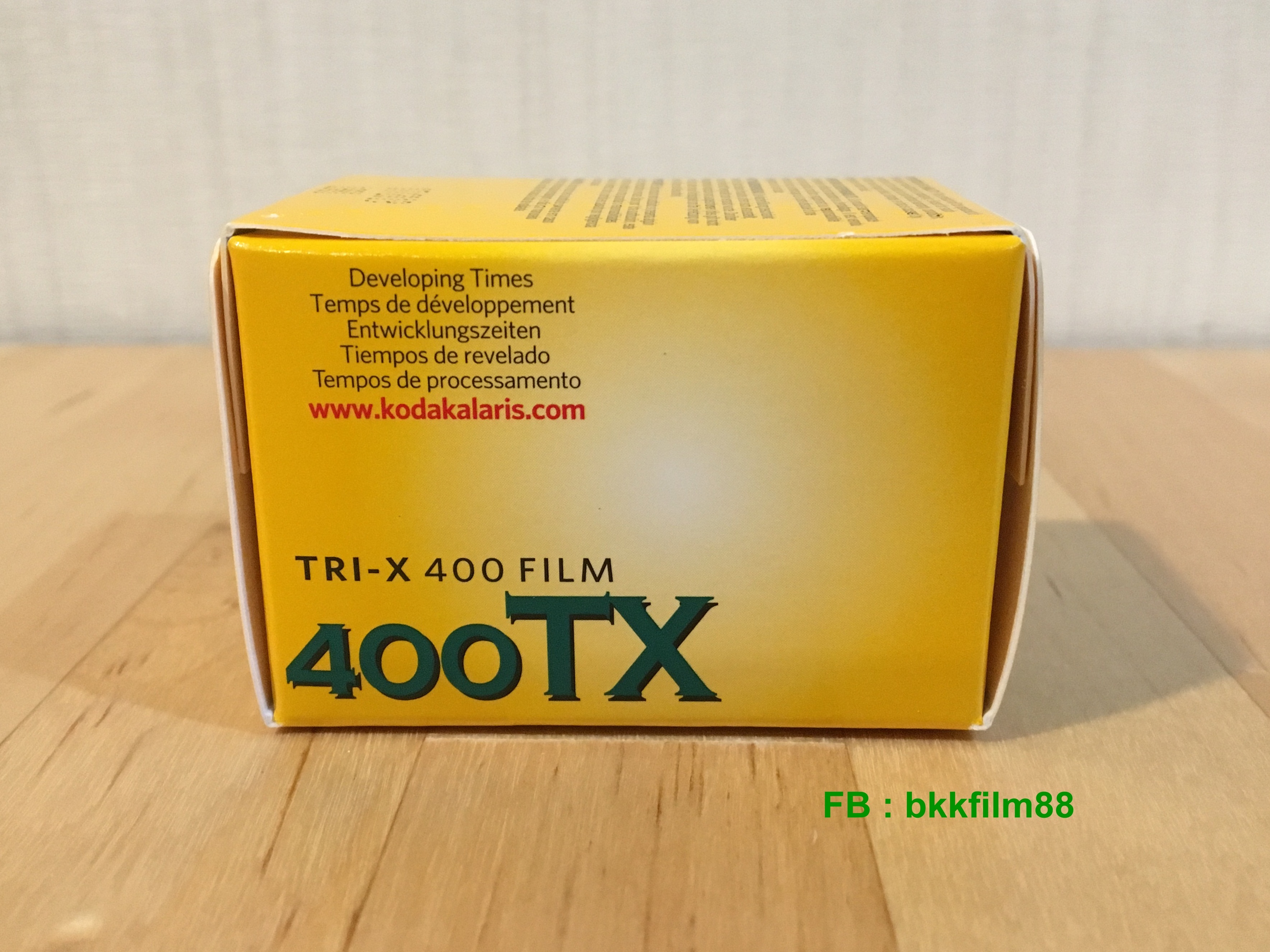 ฟิล์มขาวดำ Kodak Tri-X 400 Professional 35mm 135-36 Black and White ...