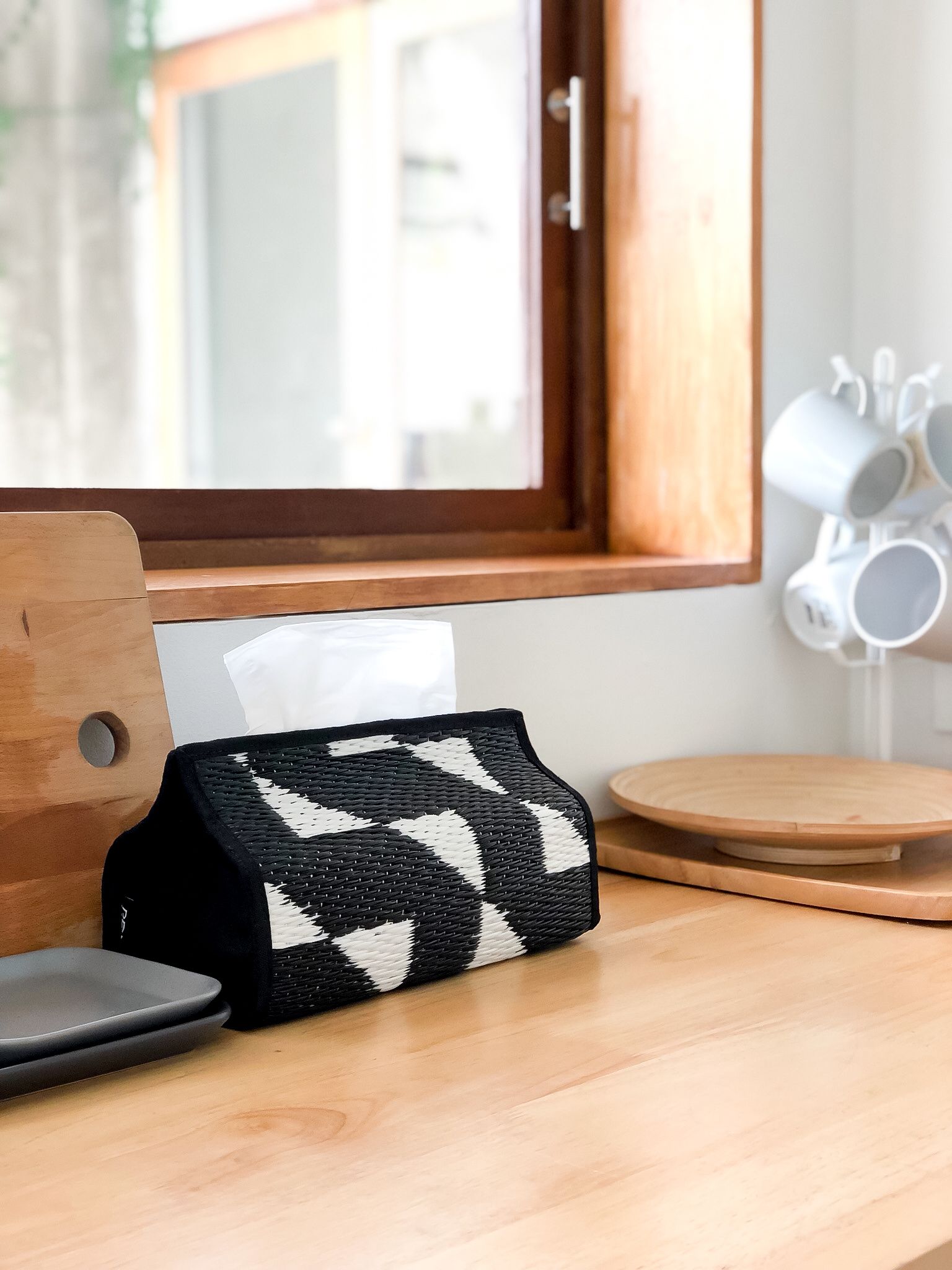 PDM กล่องใส่ทิชชู่ Pollen ลาย Stride original Size 13 x 28x 13 cm - PDMBRAND - ThaiPick