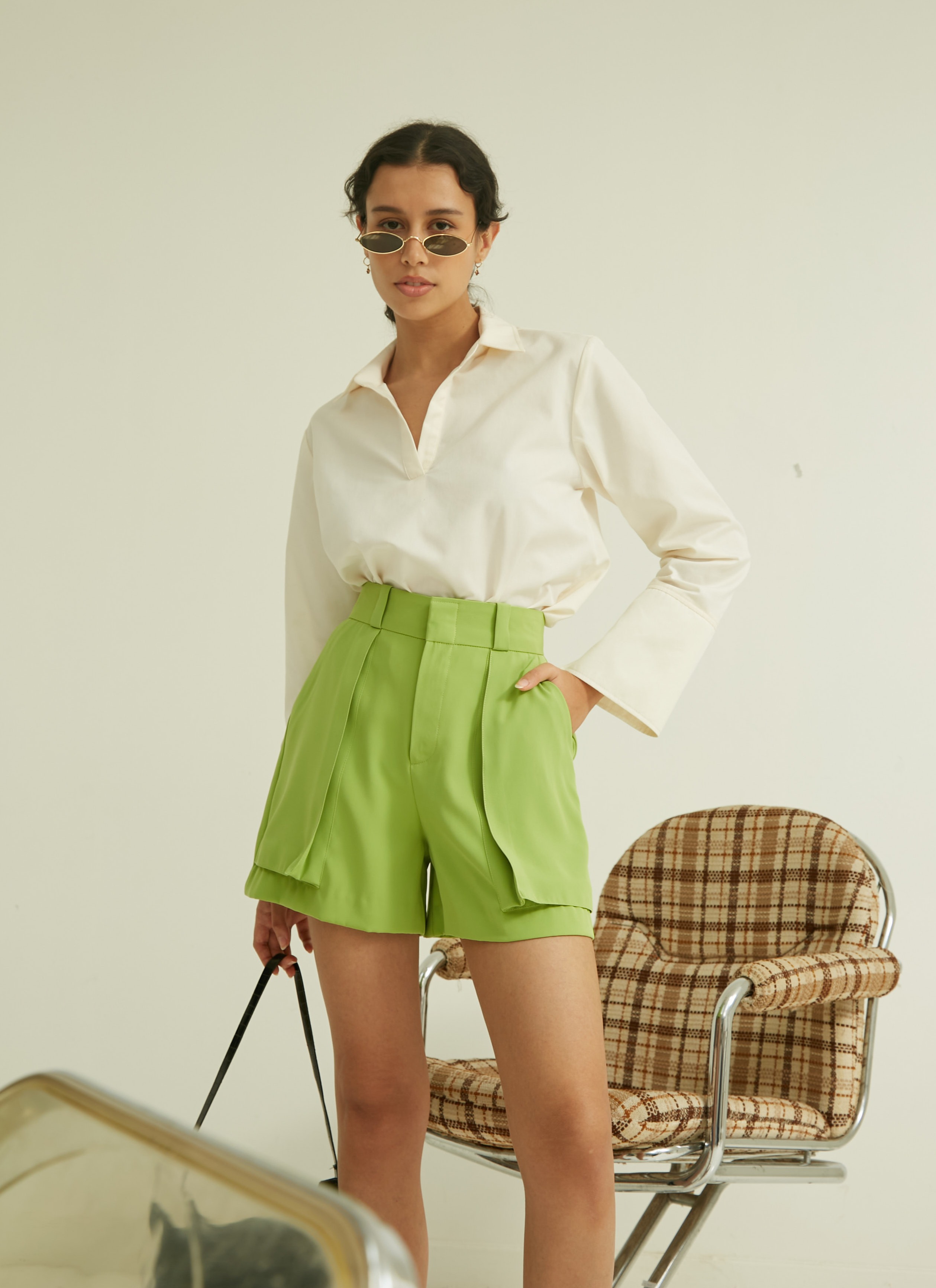 Alter & Beyond - Scandi shorts - L E A D - ThaiPick