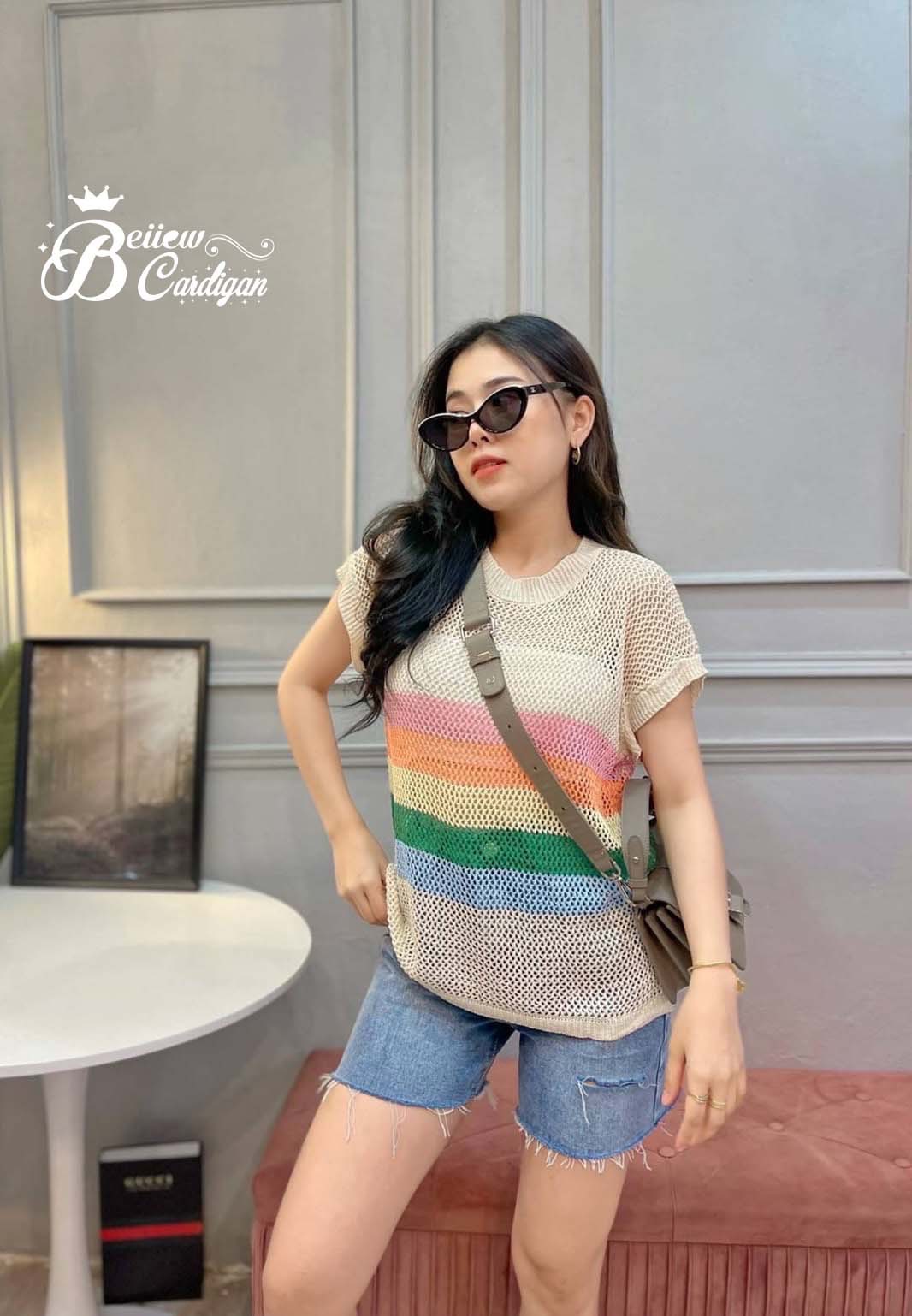 BW.warisara????สวยงามตามกระแสงานเสื้อแขนสั้นงานผ้าทอตาข่ายฉลุ สลับคาดสลับสี เป็นงานผ้าไหมพรม งาน ...