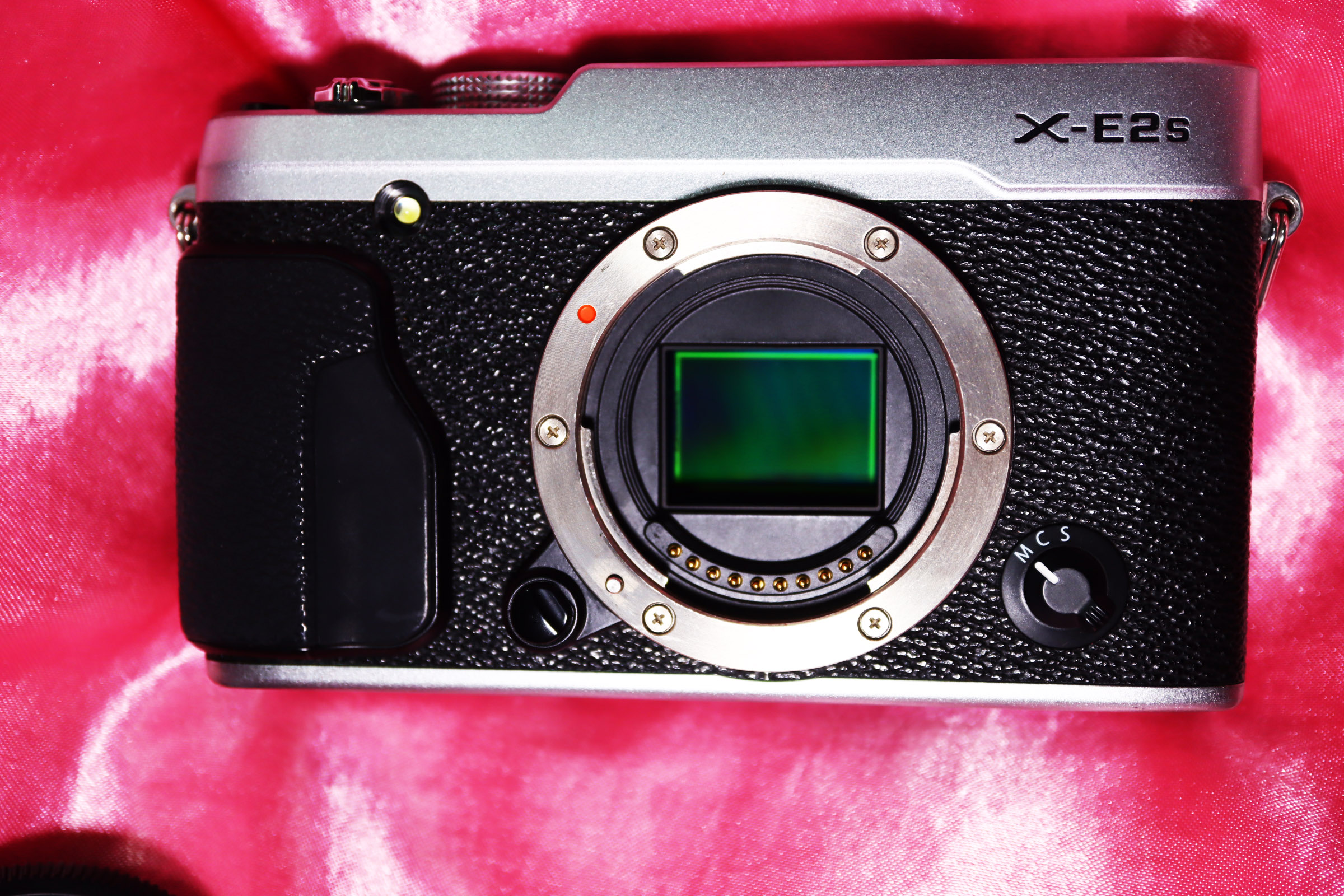 Fujifilm Fuji X-E2S กล้องมิเรอร์เลสขนาดเล็กกะทัดรัด ใช้เซ็นเซอร์ X ...