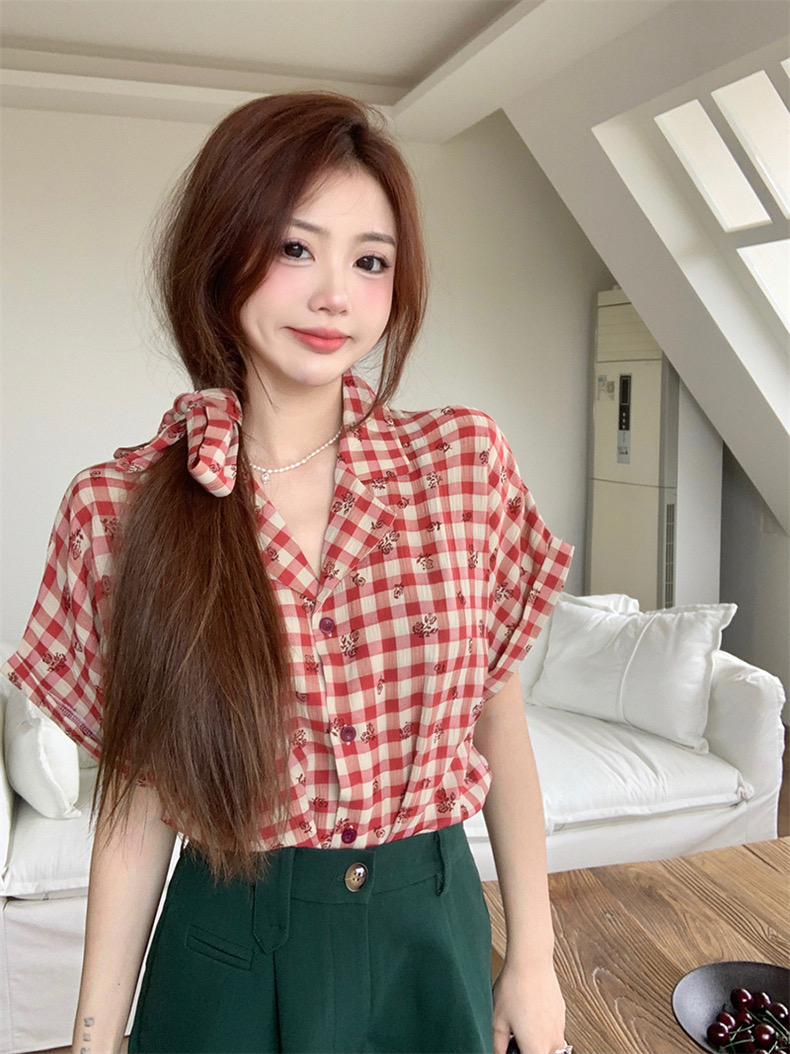 vivi.an เสื้อสงกรานต์2024 ผ้าไหมอิตาลี ของพร้อมส่ง มีกระดุมหน้าใช้งาน ...