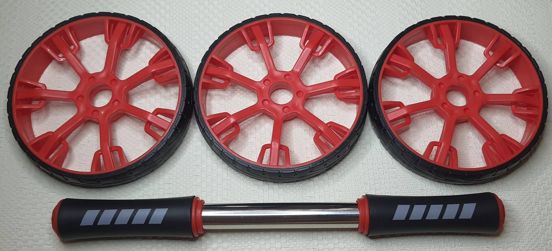 ลูกกลิ้งแบบ3ล้อแกนล้อ5นิ้ว รุ่นนี้เล่นง่ายมาก ลดหน้าท้องลดพุง ใช้เล่น ...