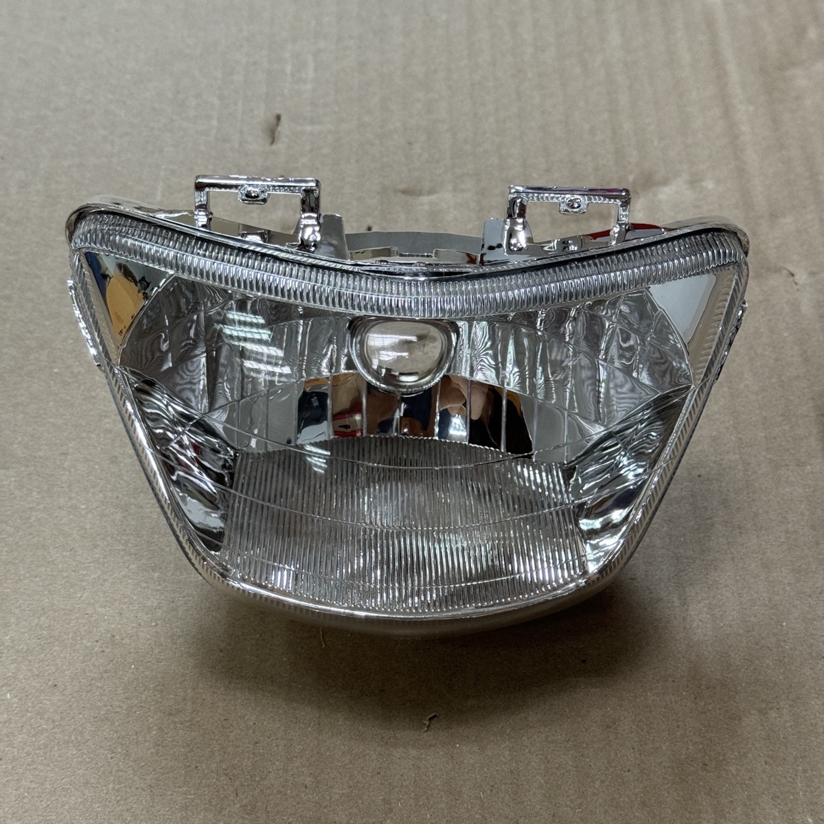 ไฟหน้า SUZUKI SWING-NEW โคมไฟหน้า สวิง นิว ซูซูกิ (เพชร) | Lazada.co.th