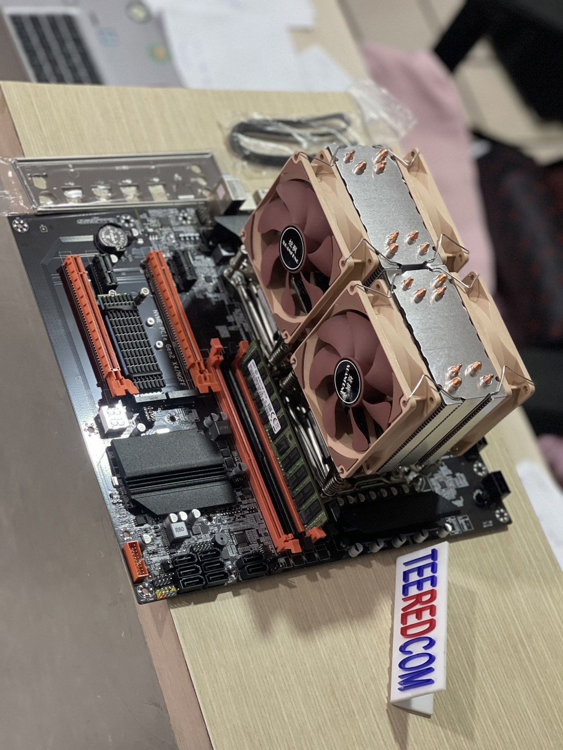 ชุด Mb x99 Dual M.2 x2 cpu intel Xeon E5 2683v4 dual 32c64t 2.1-3.0ghz ...