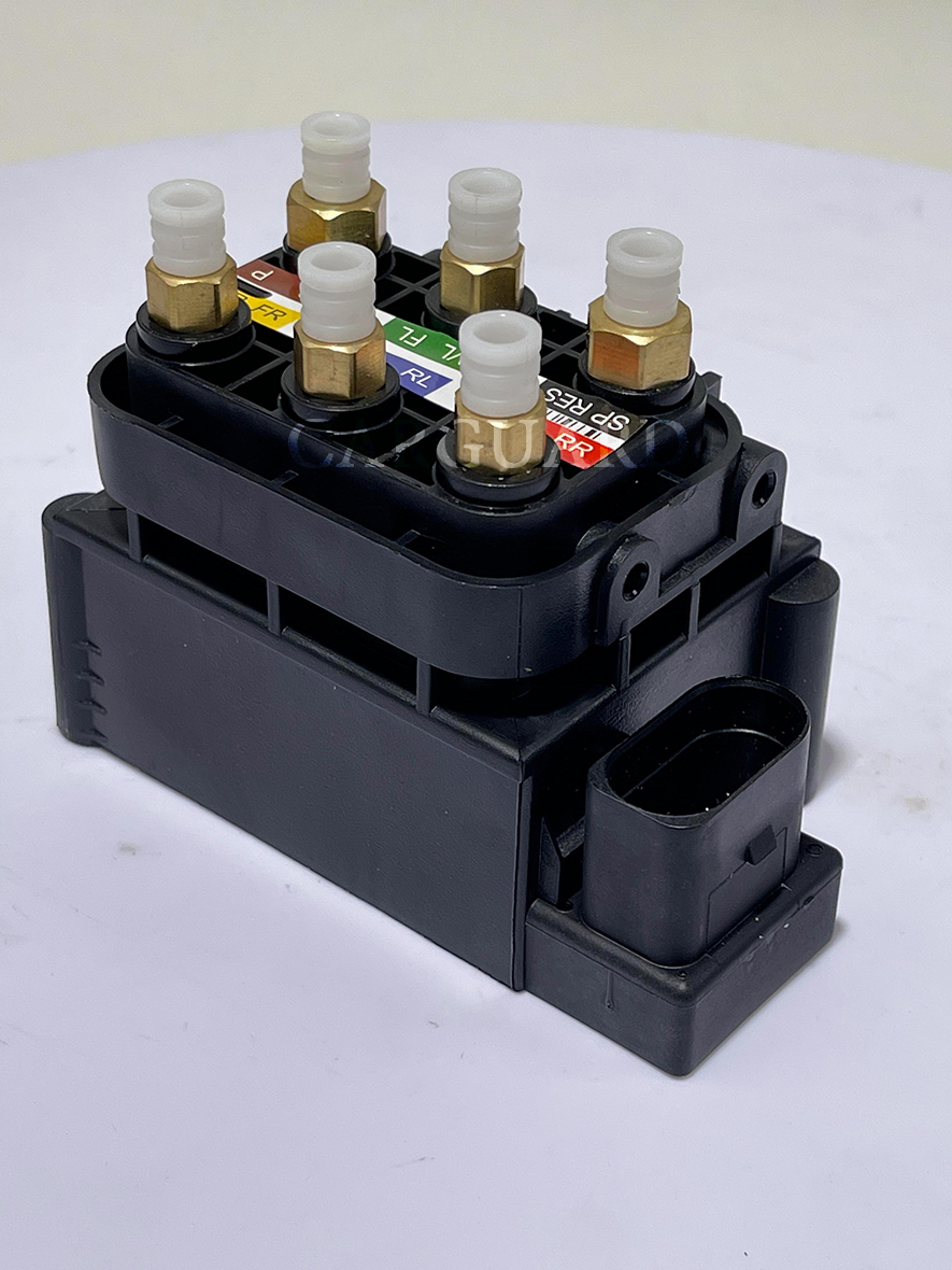 Air Suspensionวาล์ว บล็อกคุณภาพเยอรมันสำหรับ Mercedes-Benz E-Class W213 ...