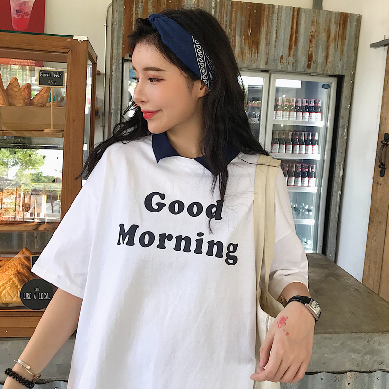 Fenni นั่งชิวอยู่ริมหาดทรายย🍻 กับเสื้อตัวเก๋และเพื่อนสาวเกิลล์แก้งค์ 4 ...