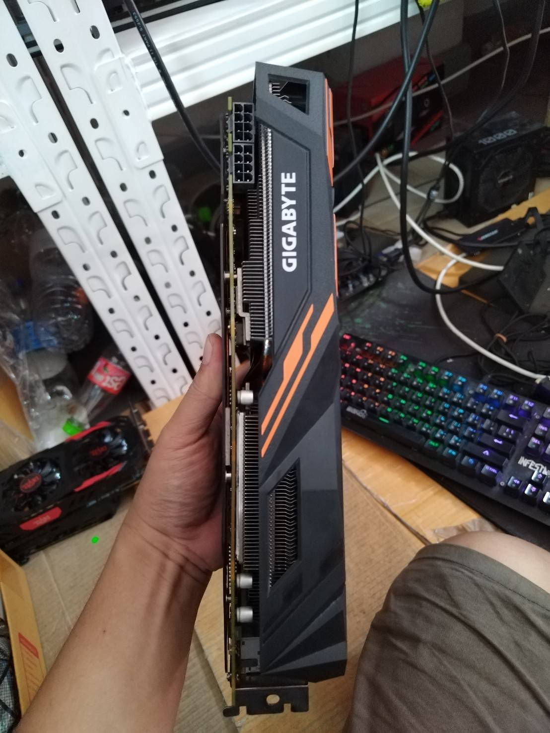 การ์ดจอ GIGABYTE RX VEGA56 8GB GAMING OC GDDR5 2048BIT VGA 2 พัดลม ...