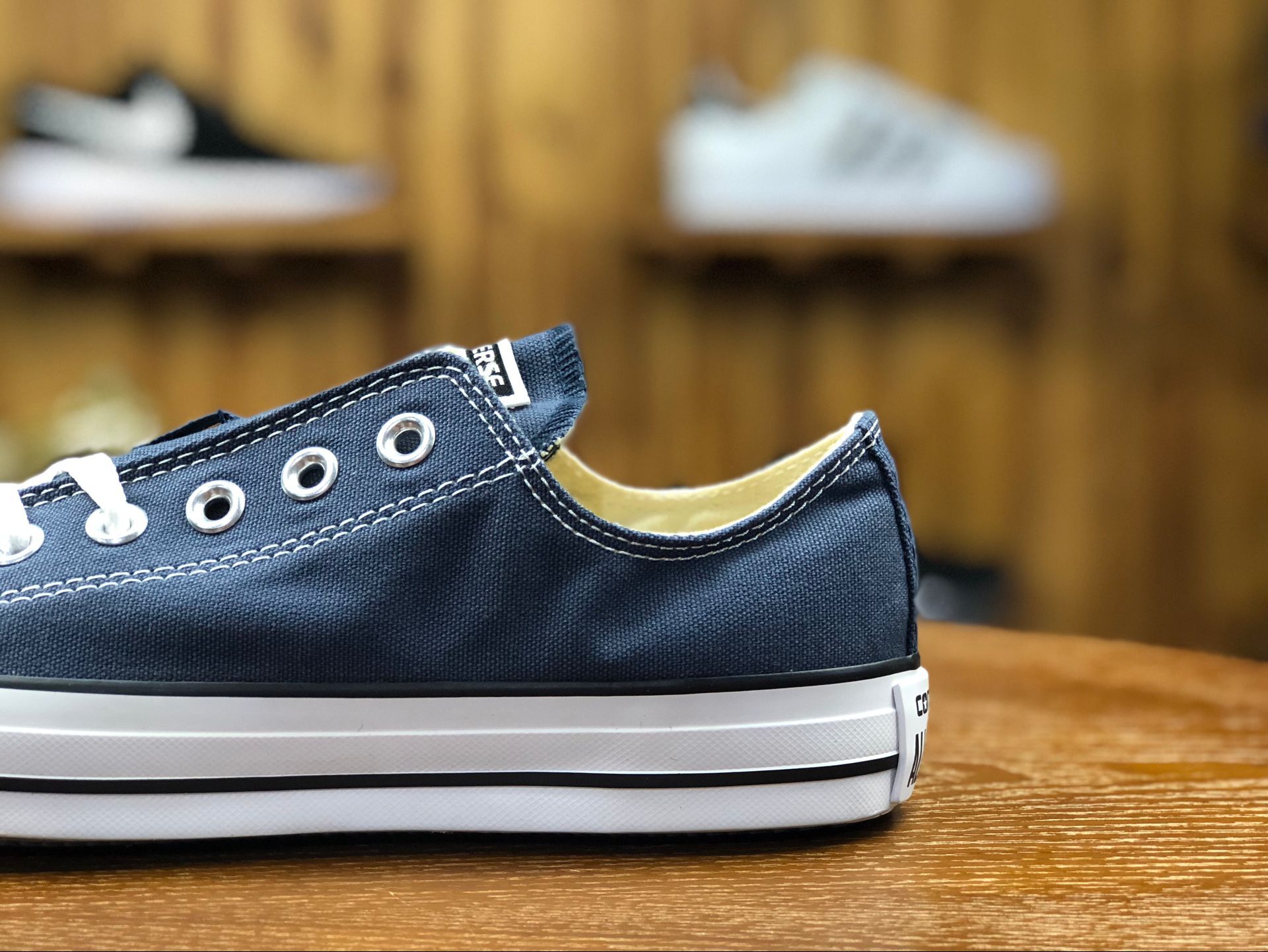 ใหม่เอี่ยมของแท้ Converse All Star รองเท้าผ้าใบ รองเท้าผู้ชาย รองเท้า ...