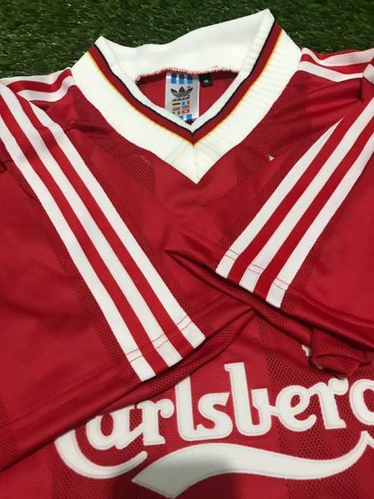 เสื้อลิเวอร์พูล ( Liverpool Home 1995 ) รุ่น คอหนา - Colin Fashion ...