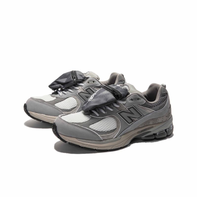 SPECIAL PRICE GENUINE NEW BALANCE NB 2002R UNISEX SPORTS SHOES M2002RVC ...