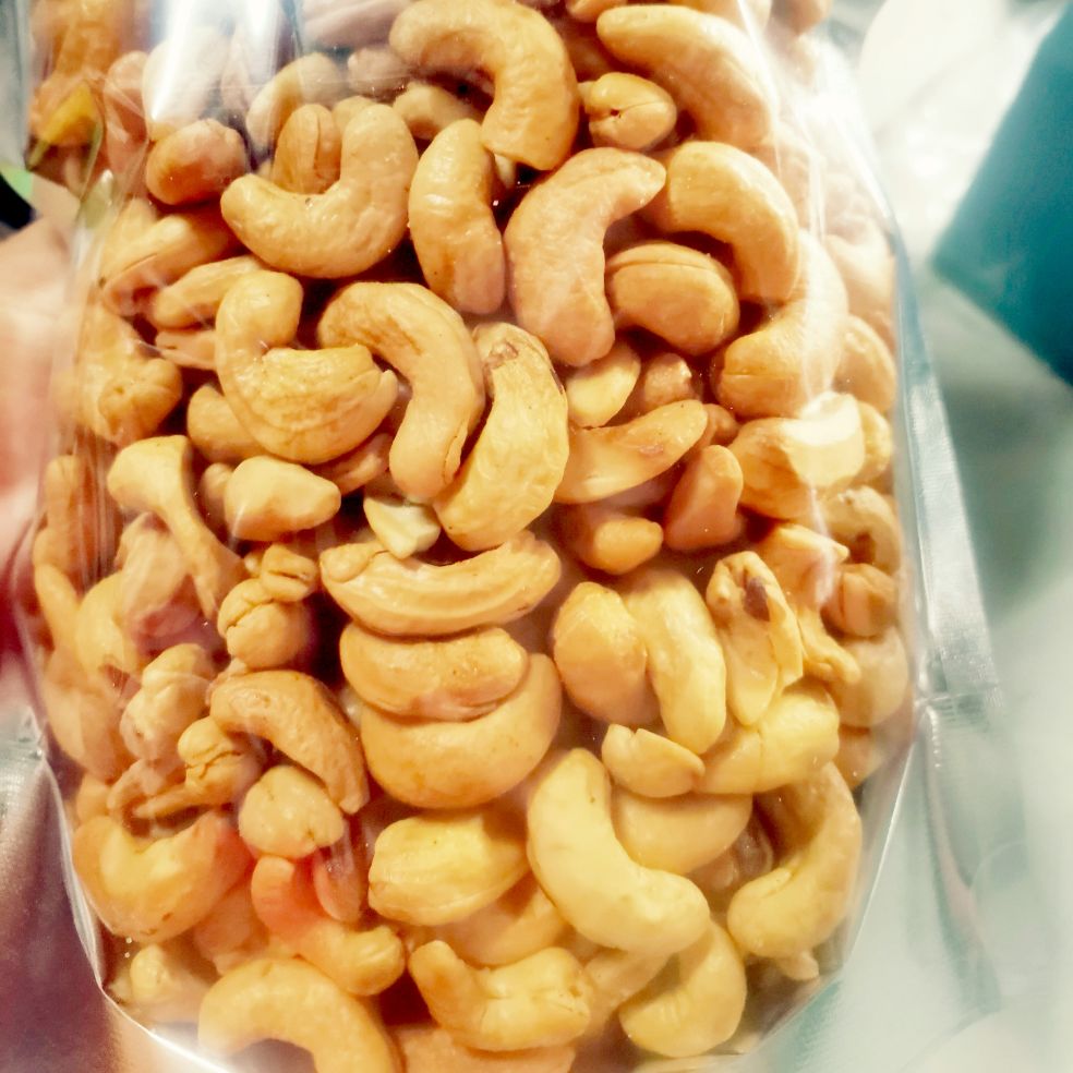 Fried Cashews Nuts - Fried Cashews Nuts - ThaiPick
