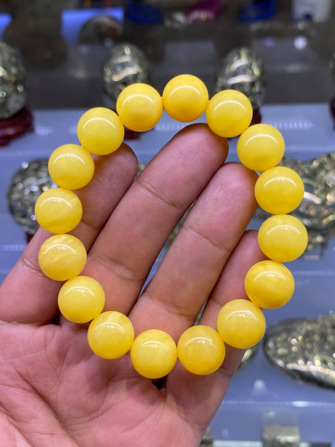 Natural Yellow Milky Amber. - Crystal Gems International - ThaiPick