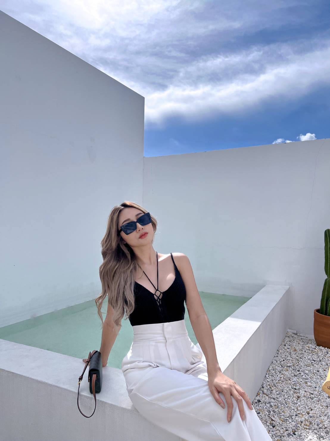 Thitiya Ladii Prang crop เสื้อสายเดี่ยว T-Shirtnista - T-Shirtnista - ThaiPick