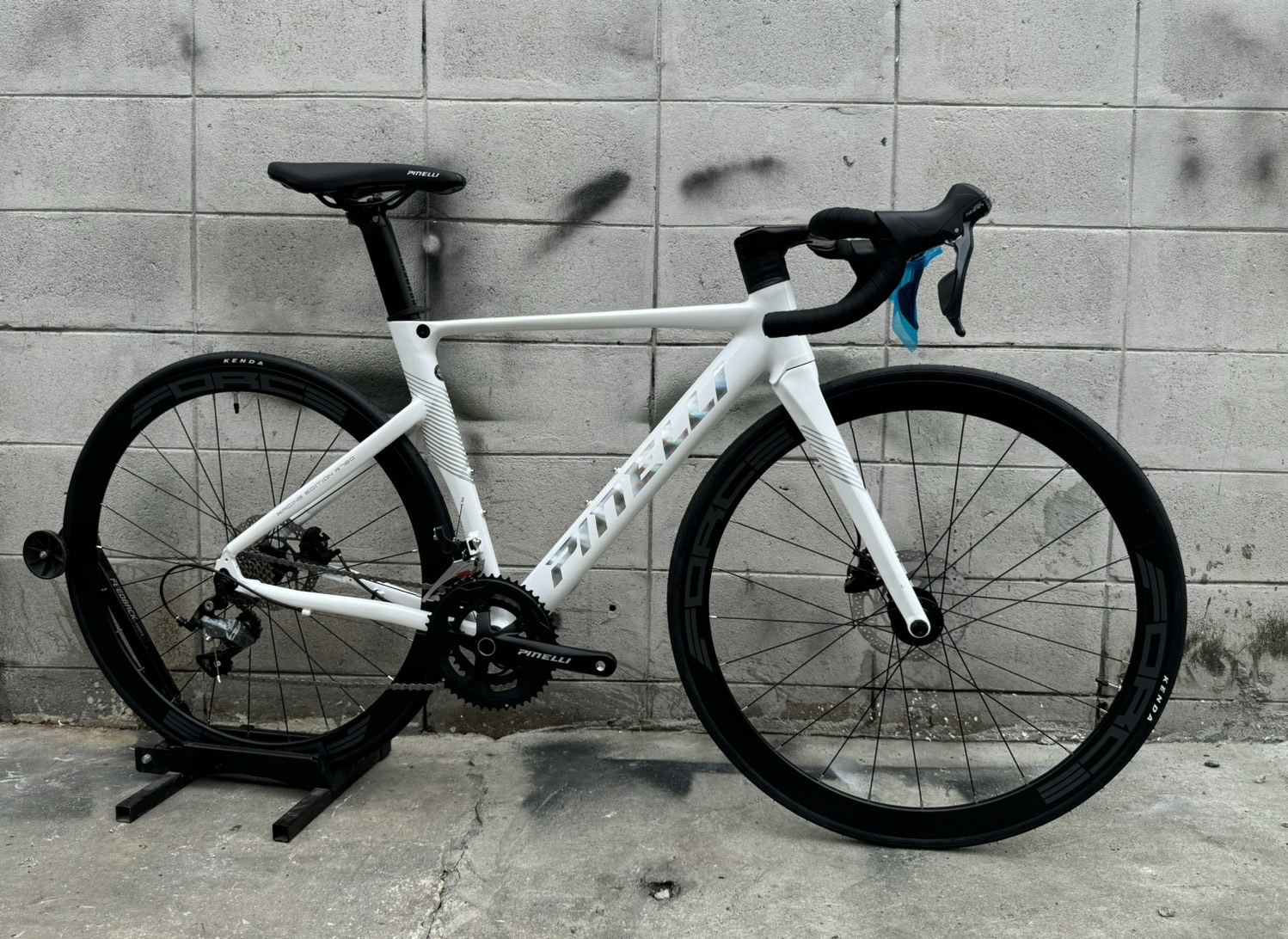 จักรยานเสือหมอบ PINELLI R780 2024 DISC BRAKE เฟรมอลูมีเนียม ชุดเกียร์ ...