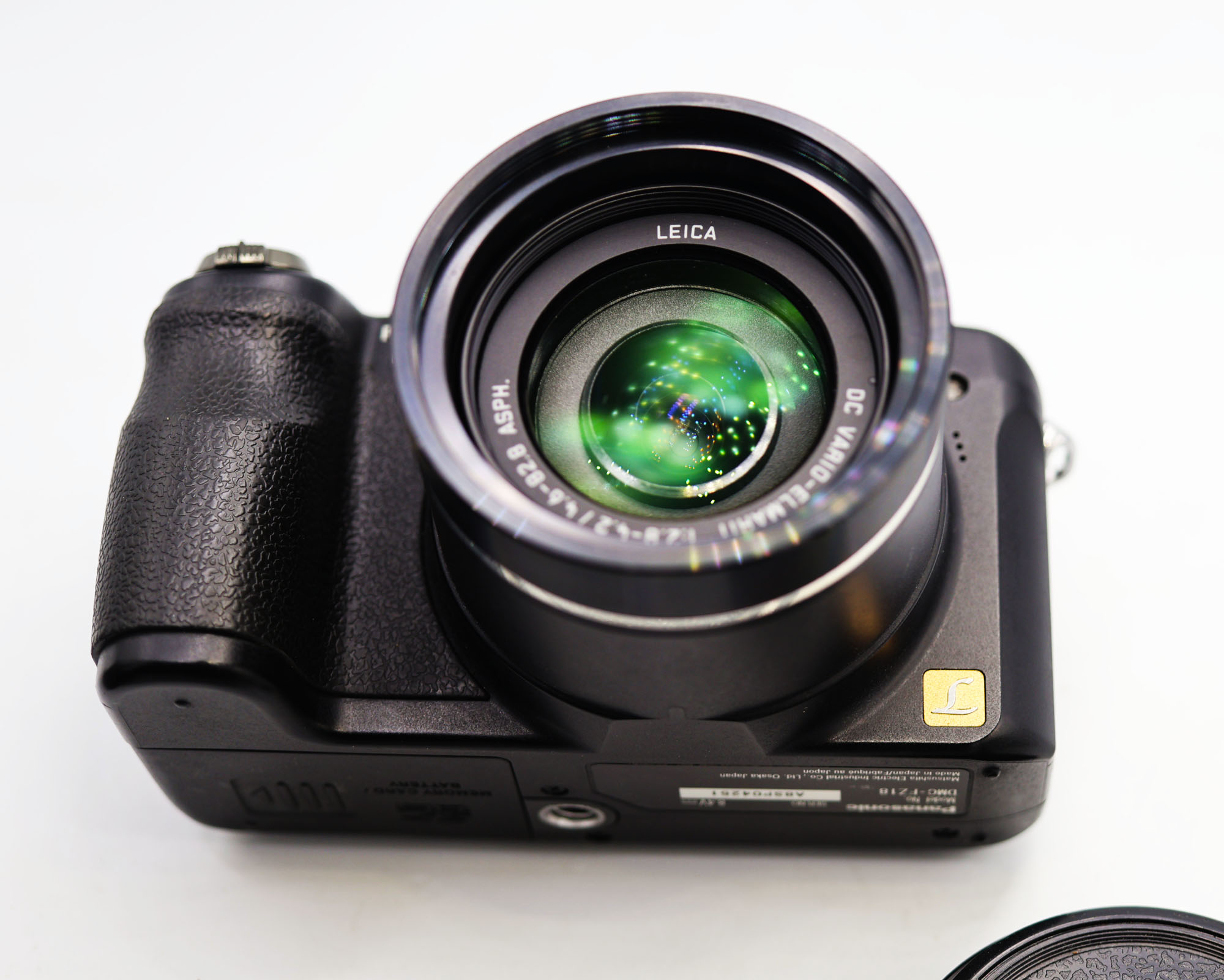 Panasonic Lumix DMC-FZ18 LEICA DC VARIO-ELMARIT 18x Optical Image ...