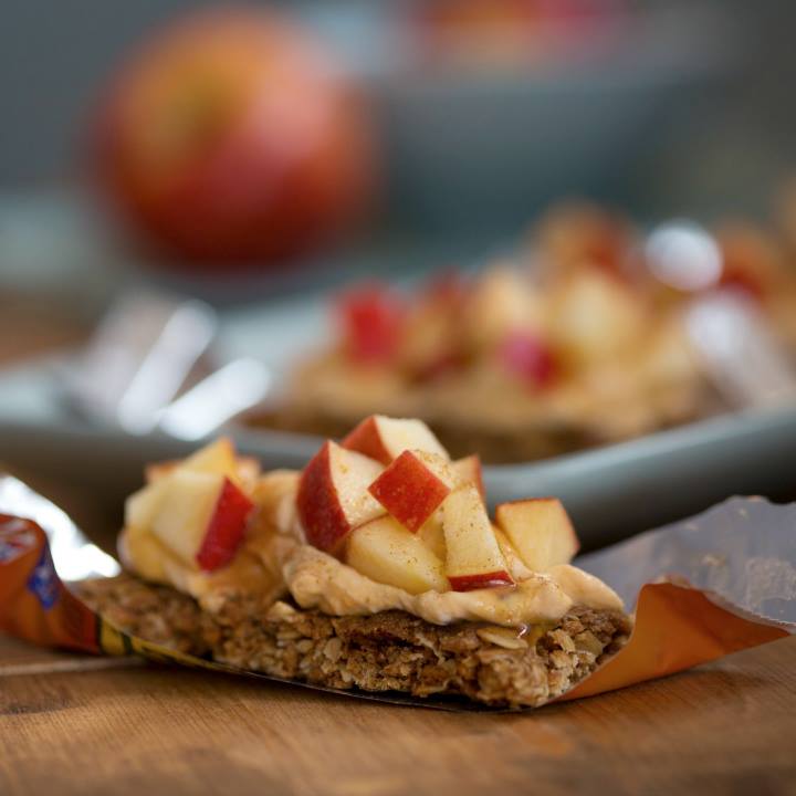 Nature Valley Crunchy Canadian Maple Syrup 210g (10 Bars) เนเจอร์ วัลเล่ย์ ธัญพืชอบกรอบชนิดแท่ง ...