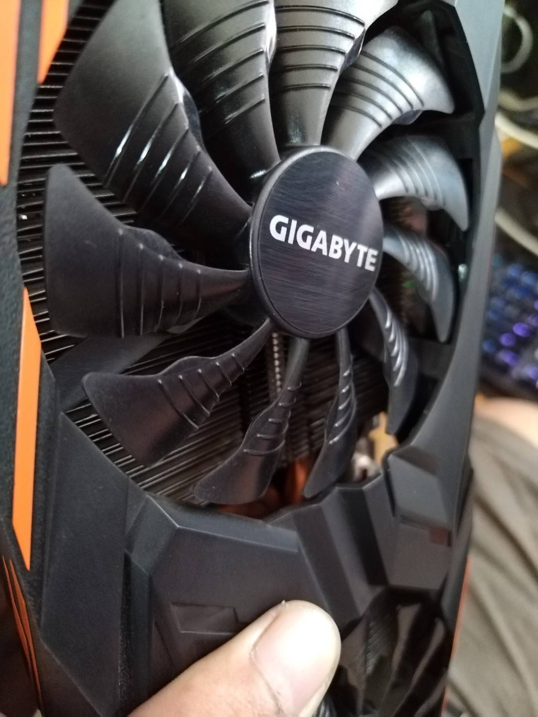 การ์ดจอ GIGABYTE RX VEGA56 8GB GAMING OC GDDR5 2048BIT VGA 2 พัดลม ...