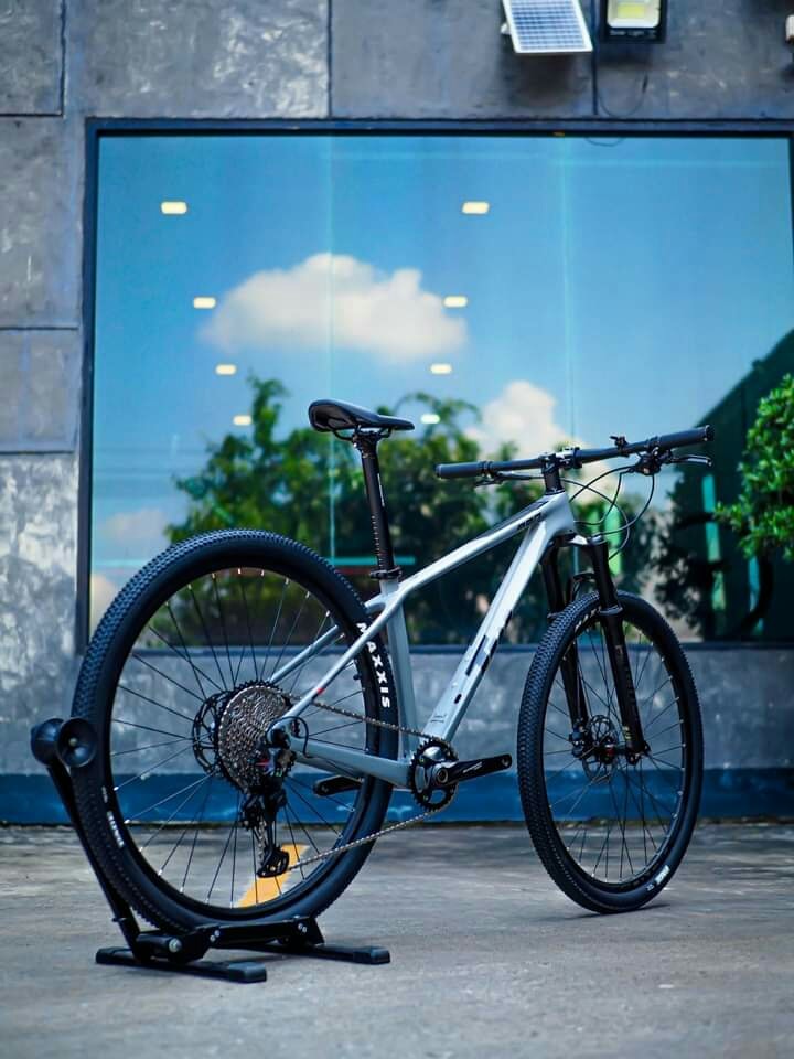 จักรยานเสือภูเขา Twitter LEOPARD PRO XT 12sp - Chat La Da Shop - ThaiPick