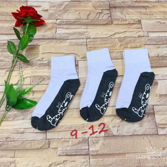 ถุงเท้านักเรียนกันลื่น(คู่10บาท)点胶学生袜 - SHUDONG LI - ThaiPick