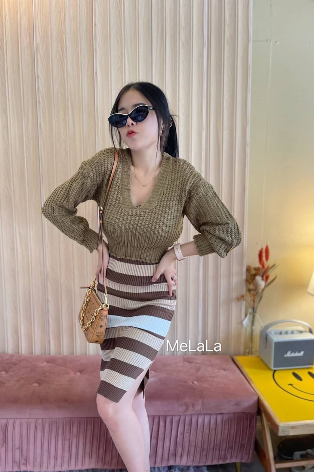 BW.Warisara ️เดรสสั้นริ้วๆ+ เสื้อคลุม ดูเข้ากันได้ดีจริงๆ หยิบเสื้อคลุมครอป เสื้ออย่างเดียวแมตช์ ...