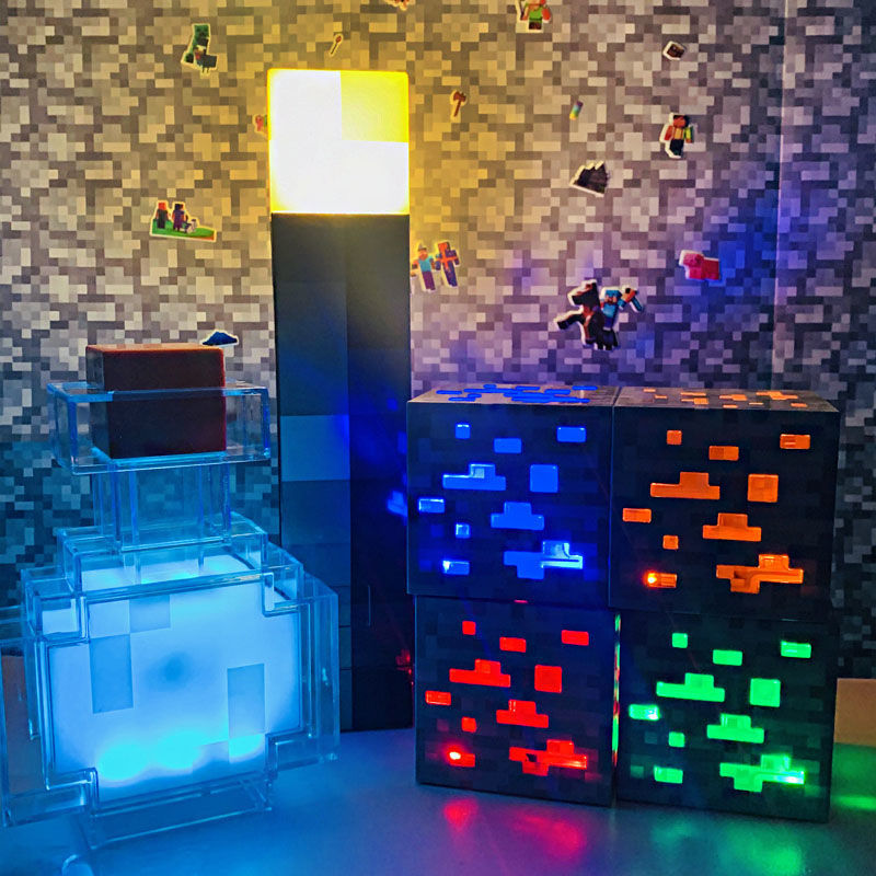 My World Around Charging Miners Lamp Torch Model Minecraft Childrens ...
