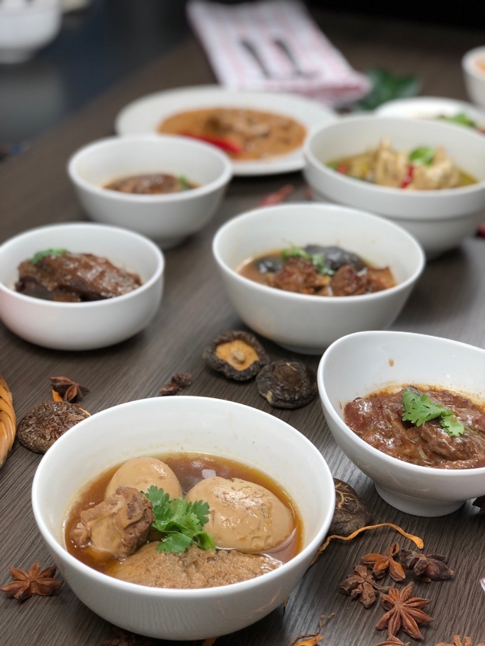 (โปรโมชั่น ซื้อ10แถม1) เชฟหมี กับข้าวพร้อมทาน READY TO EAT BY CHEF MEE ...