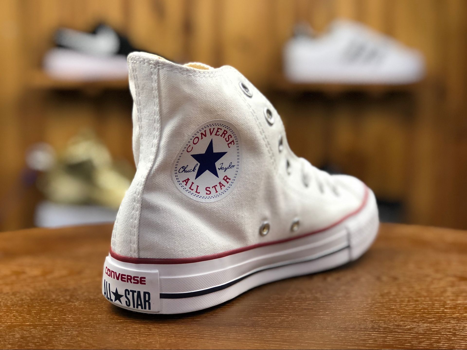 【ติดตามร้านค้าและรับบัตรกำนัล】รองเท้าผ้าใบ Converse All Star Classic ...