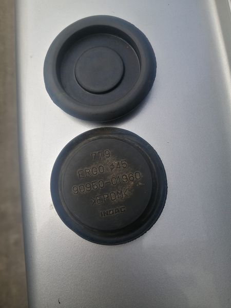 (ของแท้) 90950-T1007 ยางอุดพื้น ยางอะไหล่ โตโยต้า Toyota Vios Altis ใส่ ...