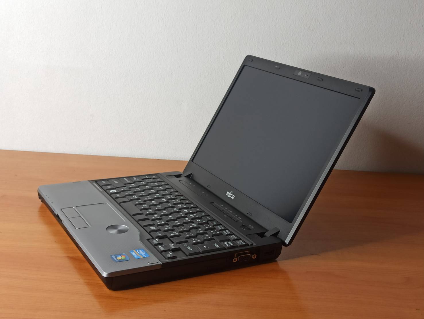 NOTEBOOK FUJITSU LIFEBOOK P772 น้ำหนักเบาพกพาง่าย ทำงาน เล่นเน็ต ยูทูป ...