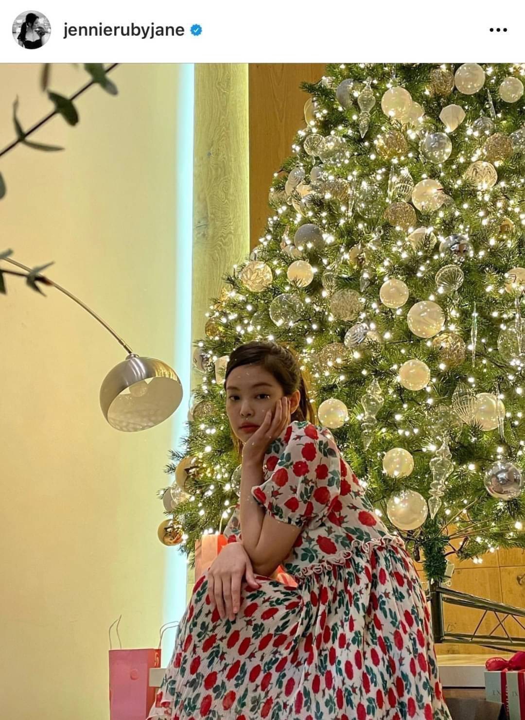 Berry Dolly ????????เดรสสั้นลายดอกสีสดสวย ช่วงแขนดอลลี่ ช่วงกระโปรงจับ ...