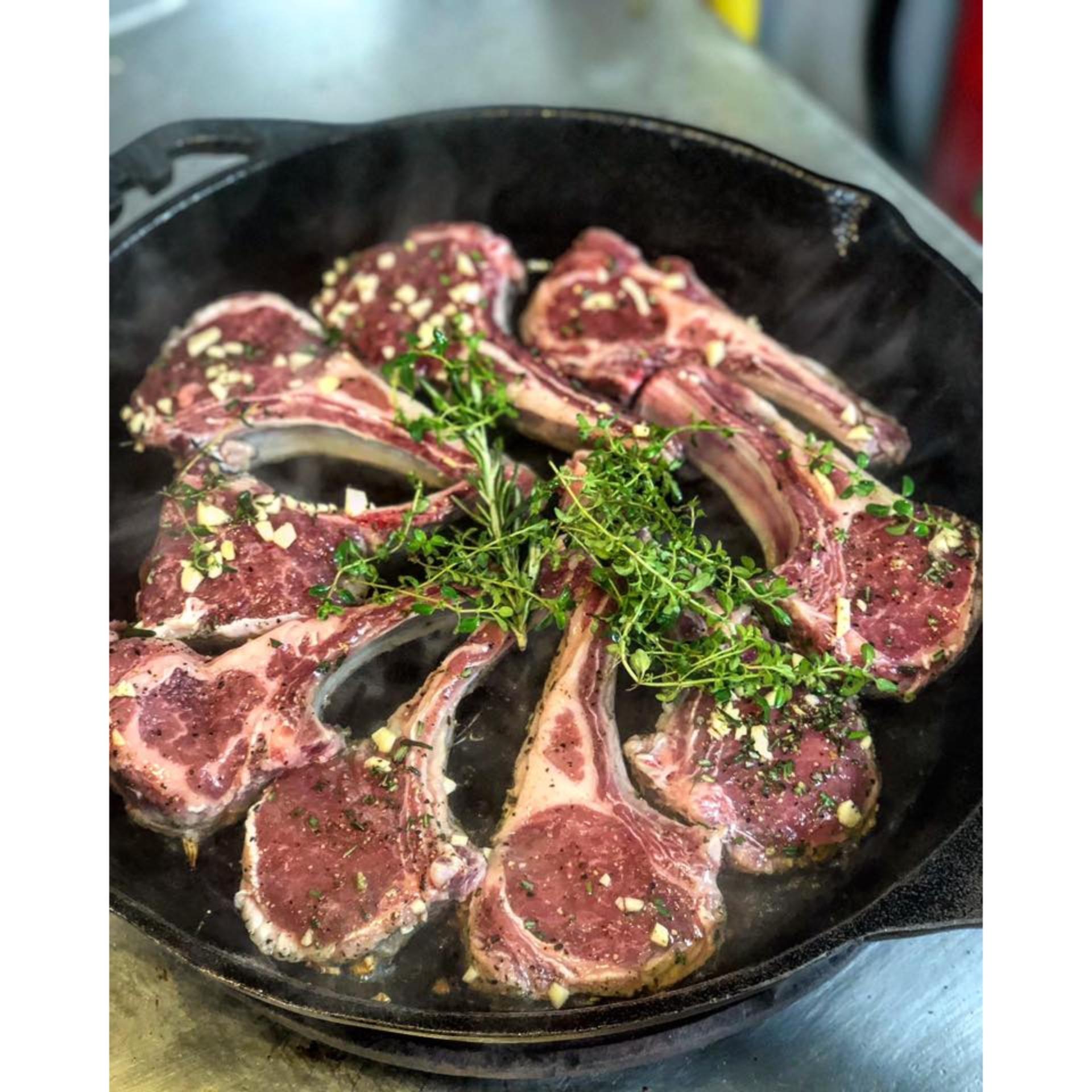 Konig Cast Iron - กระทะเหล็กหล่อเคอนิค 12 นิ้วสองหู - เคอนิค คิทเช่น ...