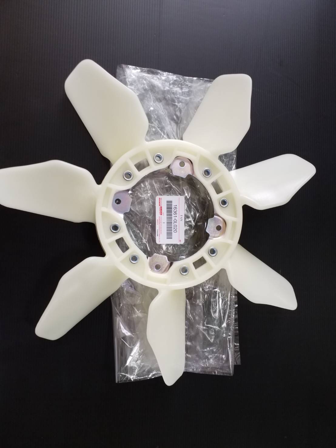 ใบพัดลมหม้อน้ำ โตโยต้า วีโก้ #16361-0L020 - onlineaupart24hour - ThaiPick