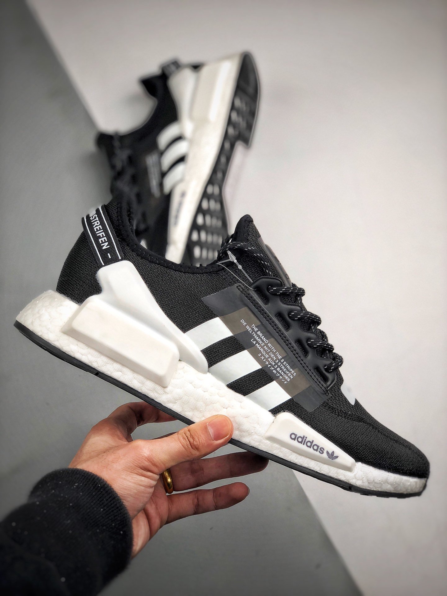 Adidas NMD R1 running shoe running shoes outdoor 2020 hot sales shoes ...