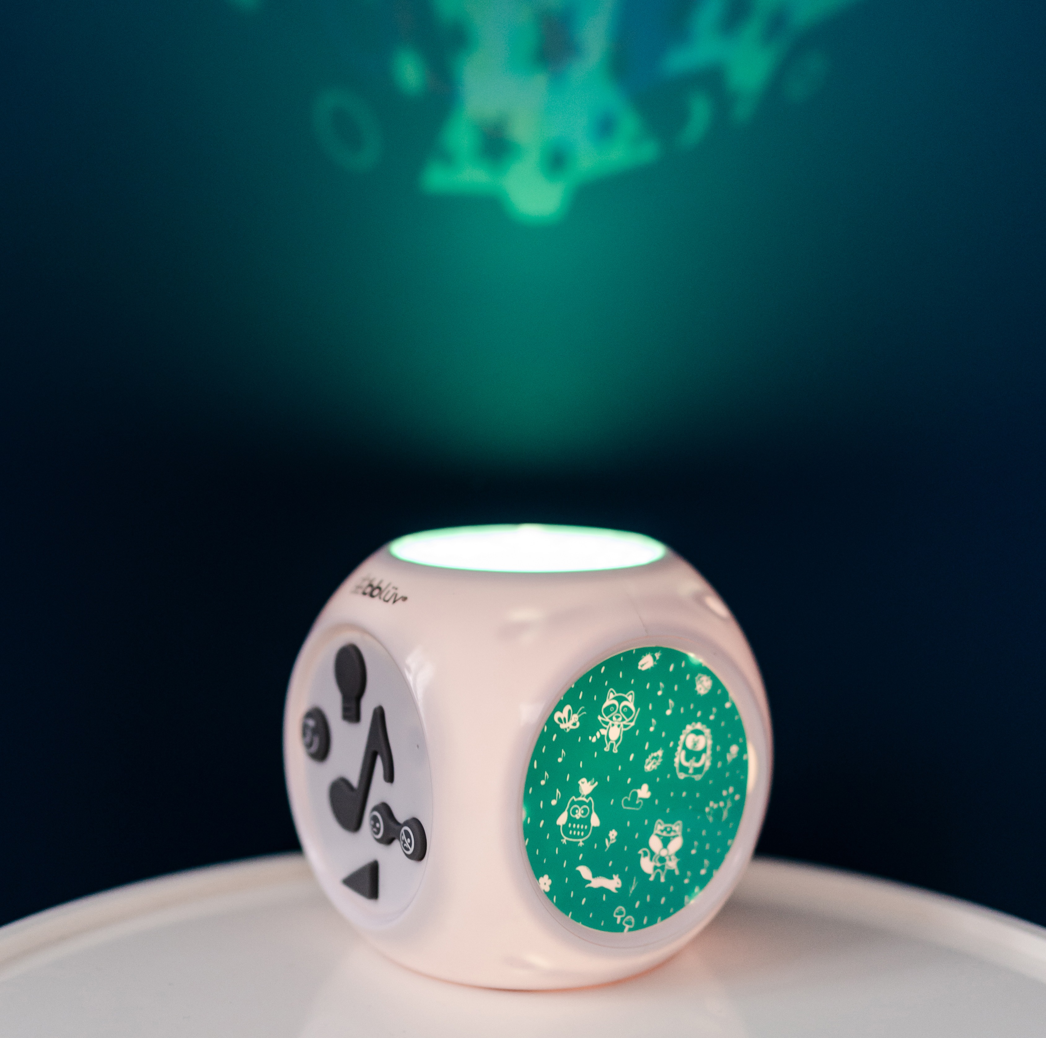 BBluv - Kube Sound Activation Musical Night Light with Projection ...