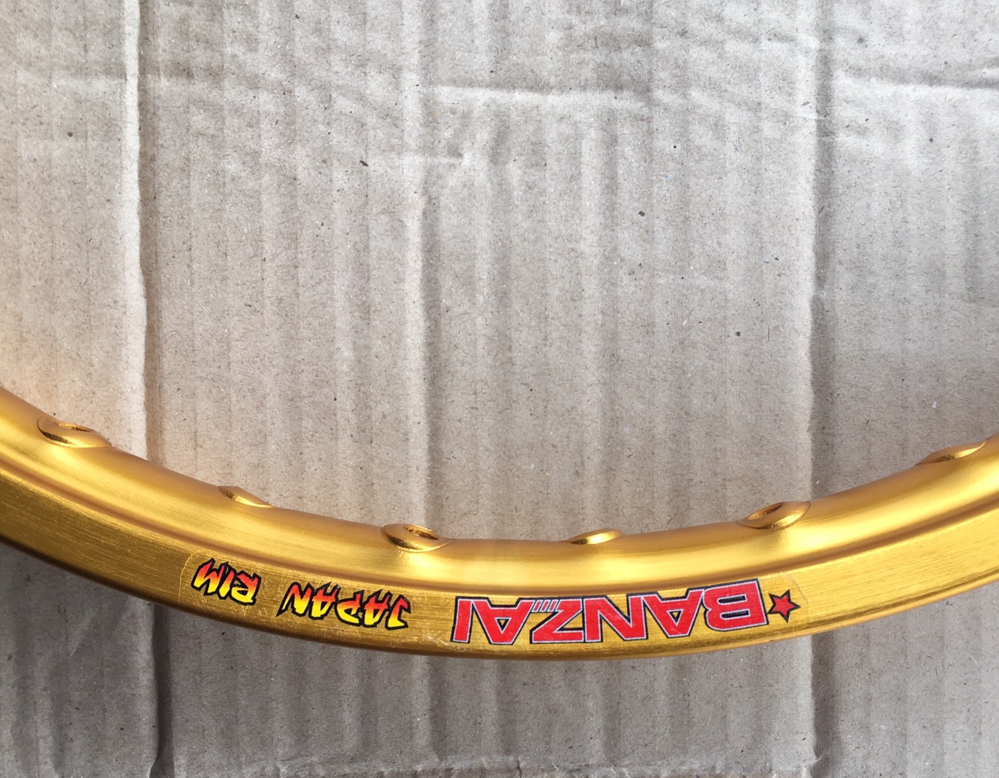 Banzai บันไซ ขอบล้อ สีทอง 1.4x17 จำนวน 1 คู่ ล้อสี ล้อโล RIM - AiZu ...