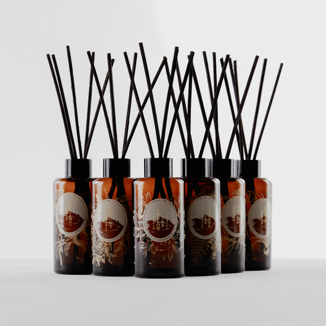 KARMAKAMET The Scent Explorer Room Diffuser คามาคาเมต ก้านไม้หอมกระจายกลิ่น น้ำหอมบ้าน ก้านไม้ ...