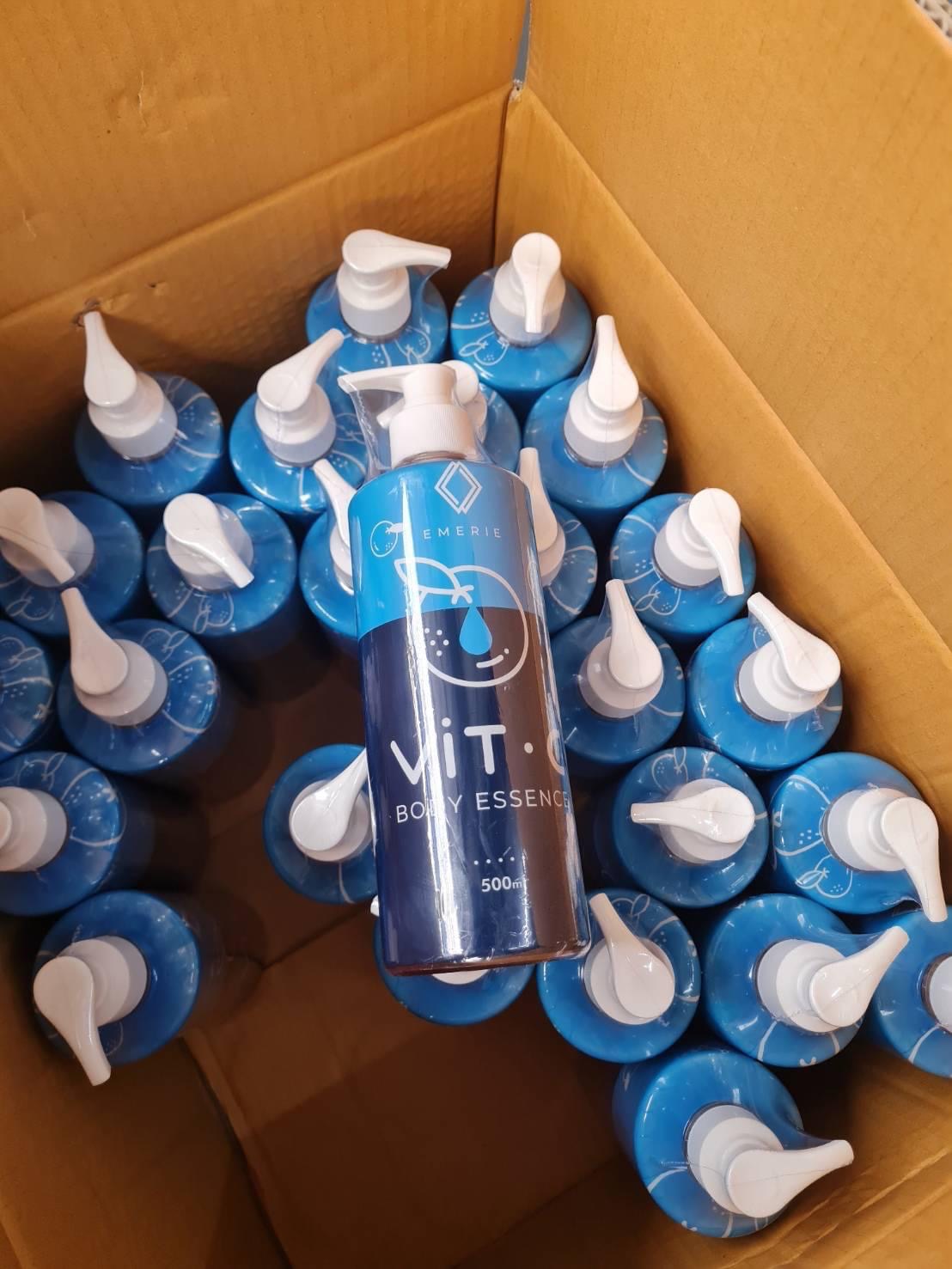 โลชั่นวิตซีพัชชา ตัวดัง EMERIE Vit C Body Essence โลชั่นตัวดังจากในติ๊ก ...