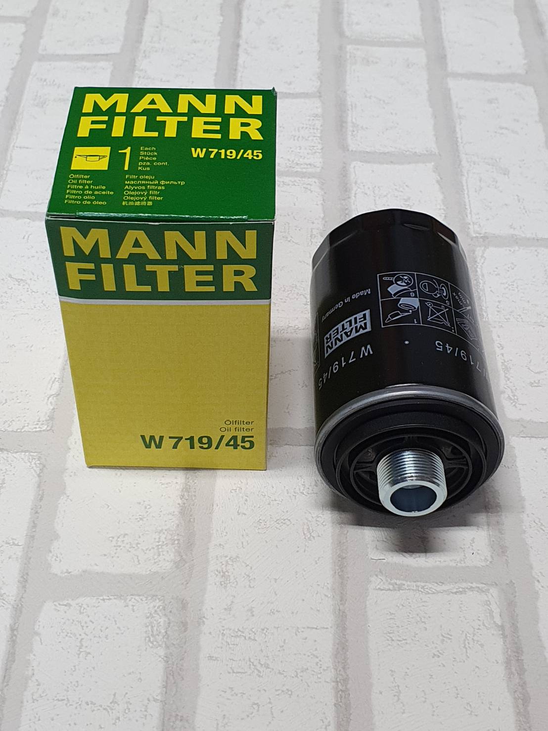 กรองน้ำมันเครื่อง Audi A6 C7 ( 2011 - 2018 ) รุ่น 2.0 TFSI Oil Filter ...